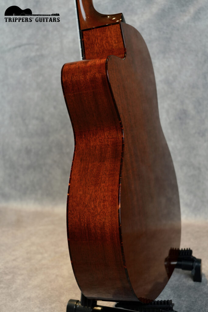 Collings 0001A CUT Varnish (2014) - Trippers' Guitars